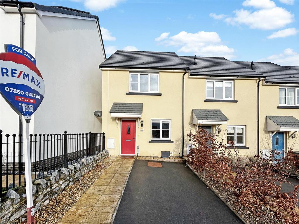Pipistrelle Road Newton Abbot 2 Bed End Of Terrace House £245 000