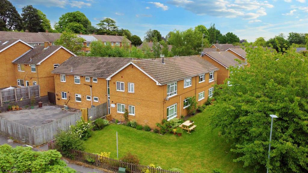 Hanworth Gardens, Arnold, Nottingham... 1 bed apartment - £695 pcm (£ ...