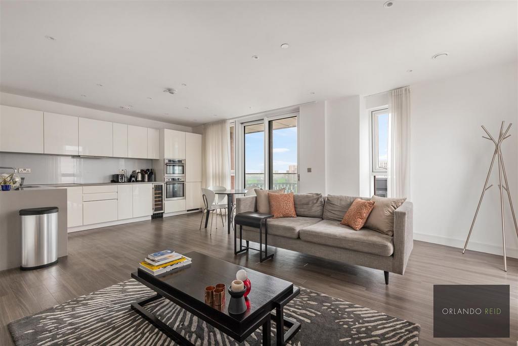 Pinto Tower, Nine Elms Point 2 bed apartment - £3,000 pcm (£692 pw)