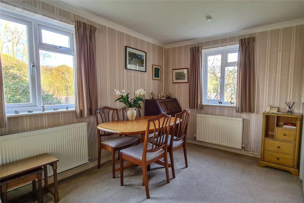 Green Lane, Trowbridge 3 bed detached house for sale - £375,000