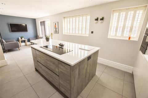 Houses for sale in Sheffield | Page 3 | OnTheMarket
