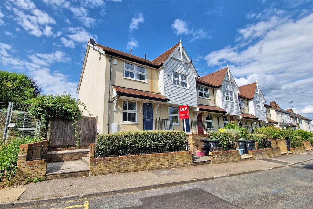 Brook Road Epping 3 Bed End Of Terrace House For Sale £450 000