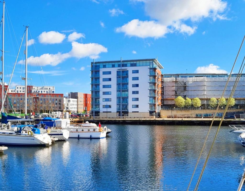 Anchor Street, Orwell Quay 1 bed apartment - £130,000