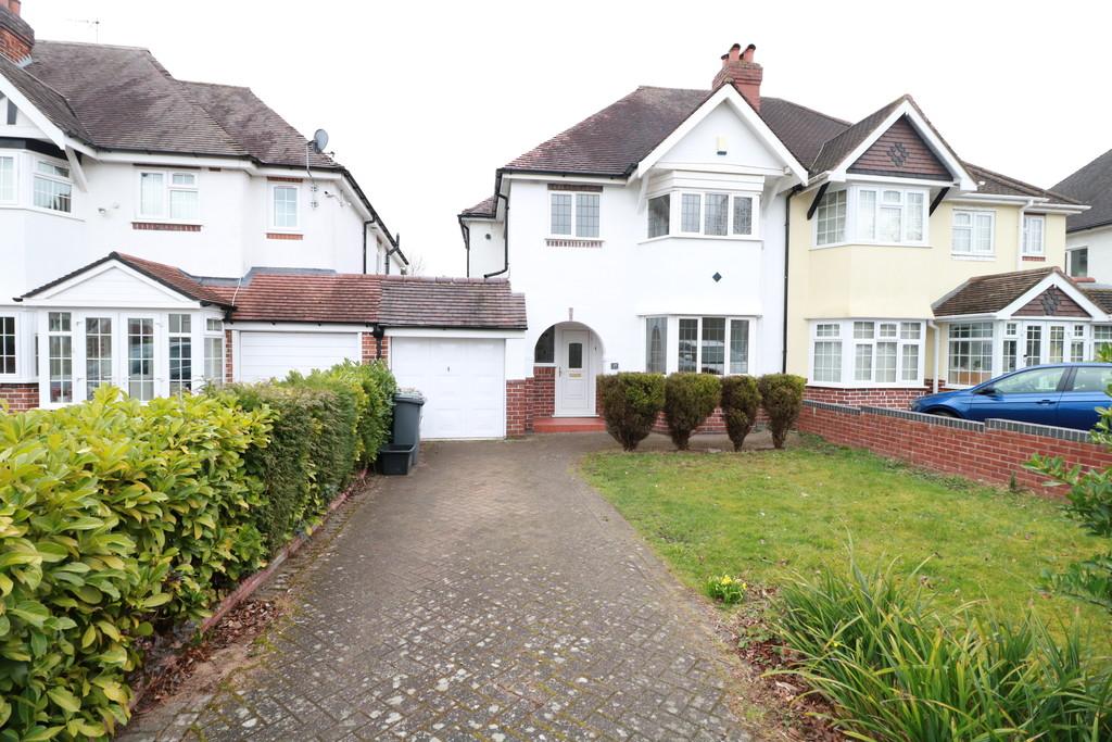 Marsham Court Road, Solihull B91 3 bed semi-detached house to rent - £ ...