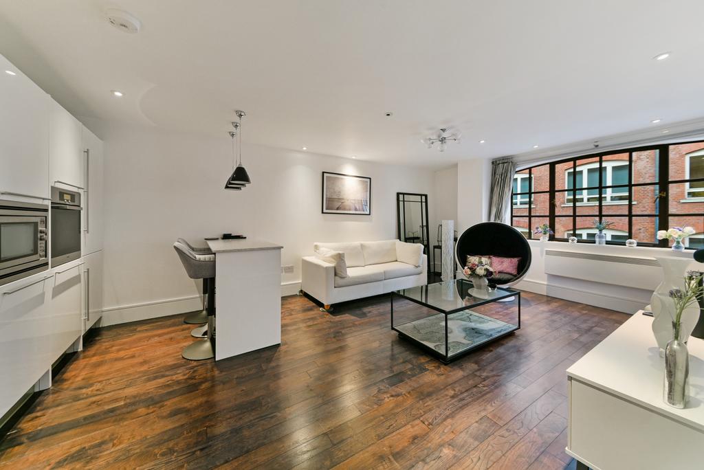 Kean Street, London 1 bed flat to rent - £3,033 pcm (£700 pw)