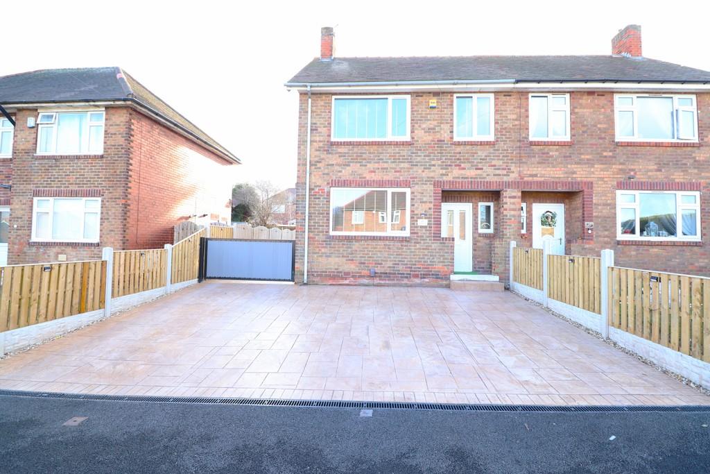 Grange Road, Rotherham S63 3 bed semi-detached house for sale - £170,000
