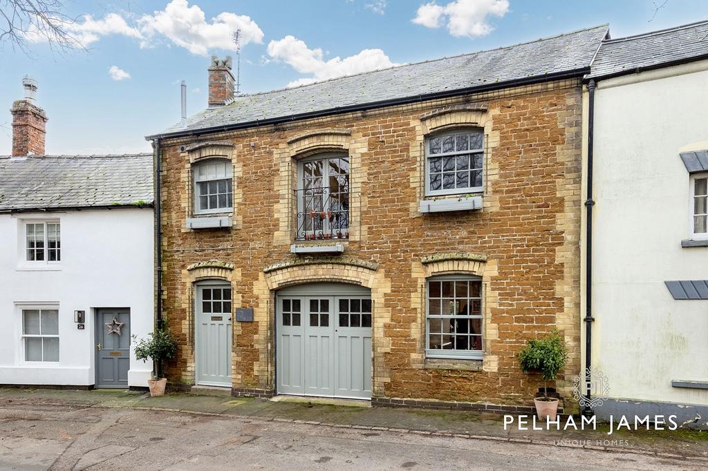 Main Street, Belton in Rutland LE15 4 bed terraced house for sale - £ ...