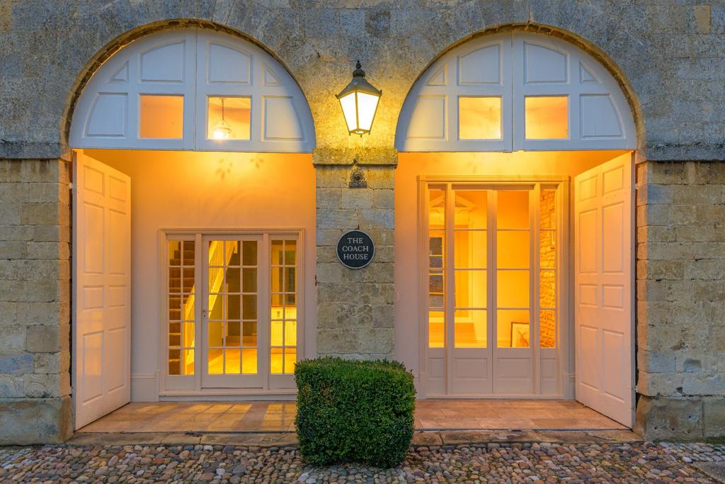 Coleby Hall, Coleby LN5 2 bed cottage - £350,000