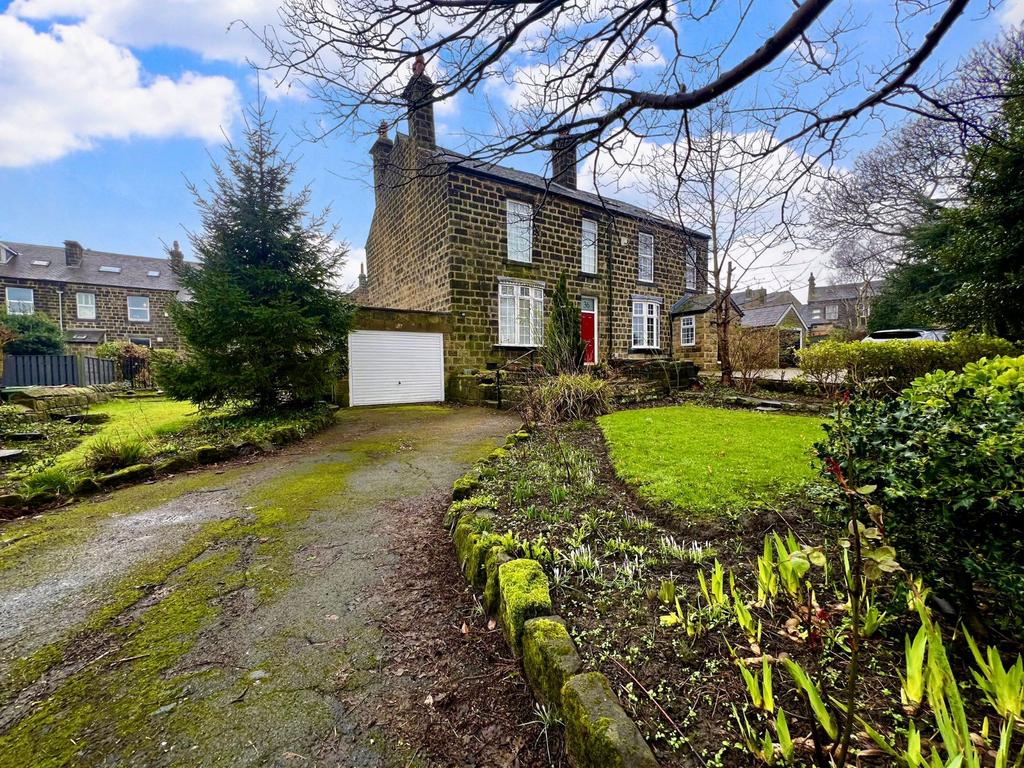 North Broadgate Lane Horsforth Leeds West Yorkshire Ls18 3 Bed Semi