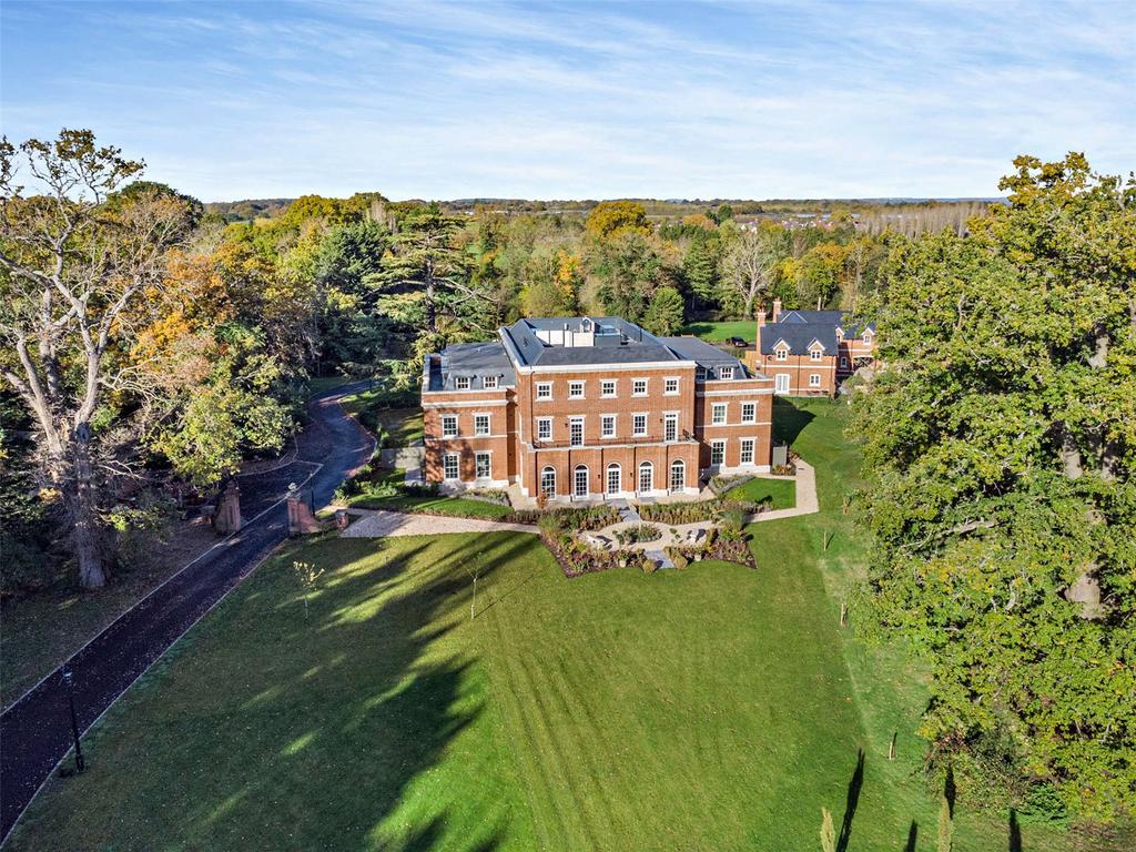 Winkfield Park, Winkfield Row... 2 bed penthouse - £1,075,000