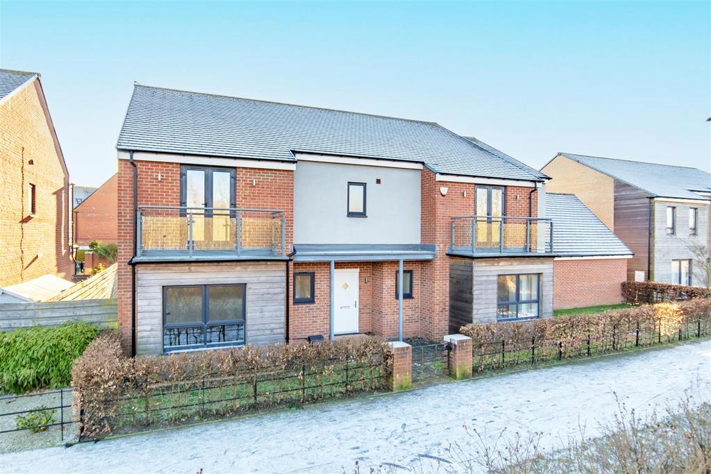 Spindlestone View Great Park Ne13 5 Bed Detached House For Sale £