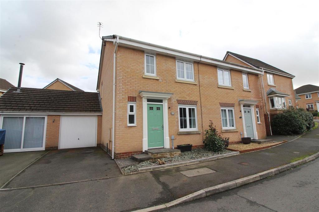 Woodside Drive, Newport NP11 3 bed semi-detached house for sale - £218,000