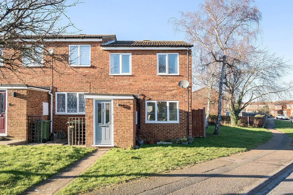 Eagle Drive, Flitwick, MK45 3 bed end of terrace house - £325,000