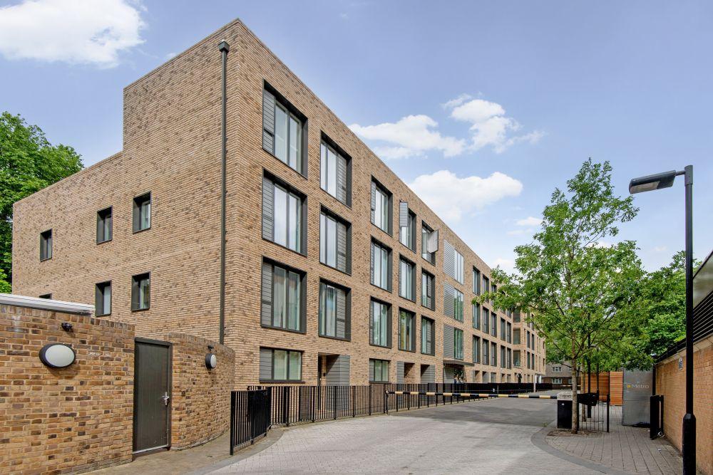 WC1H 2 bed flat - £2,947 pcm (£680 pw)