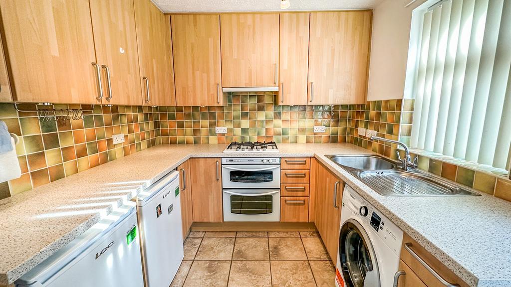 Grassmoor S42 2 bed bungalow for sale - £210,000