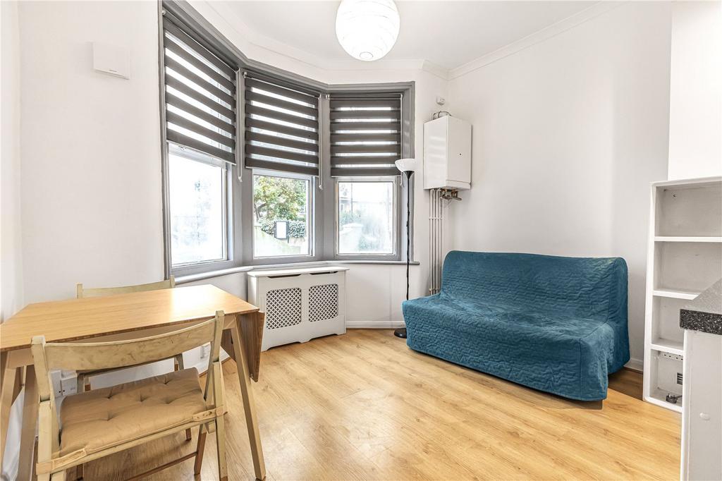 Millfields Road, Clapton, Hackney... 1 bed apartment - £1,650 pcm (£381 pw)