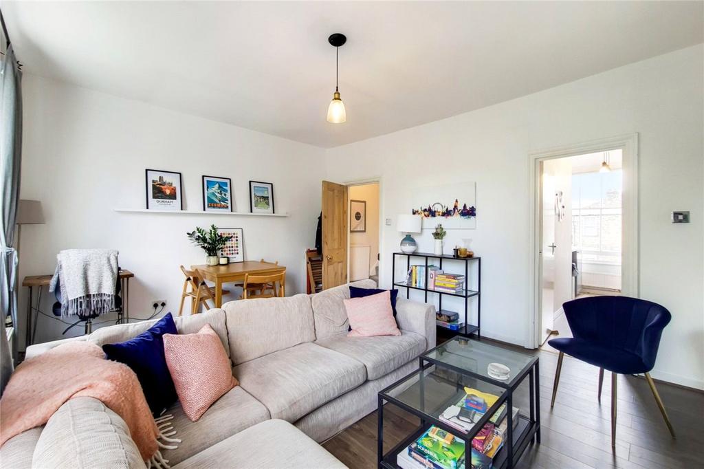 Tollington Road, London, N7 2 bed apartment for sale - £550,000