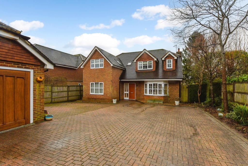 Lymington Bottom Road, Medstead... 4 bed detached house - £850,000