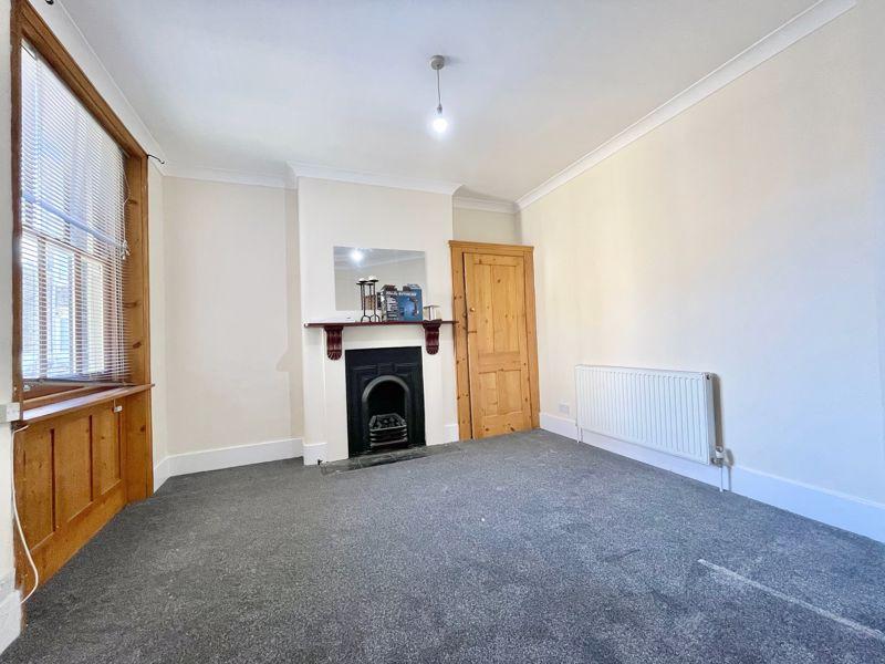Penton Place, SE17 2 bed property - £1,898 pcm (£438 pw)
