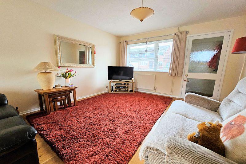 Woodrush Crescent Southampton So31 3 Bed Semi Detached House For Sale