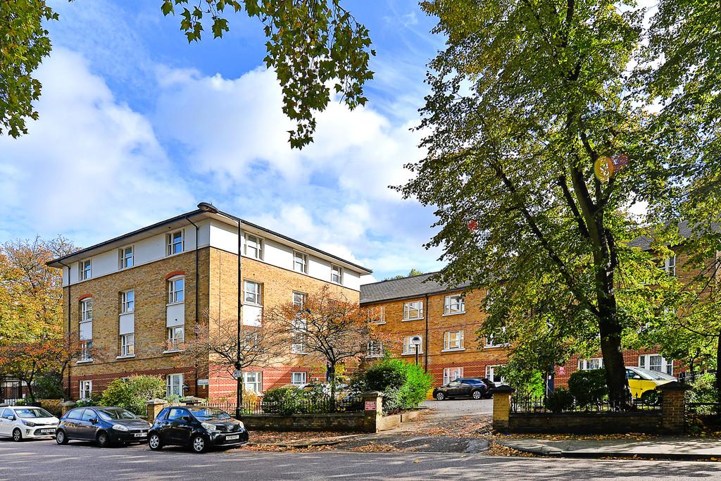 Tysson House, London E9 1 bed apartment - £130,000