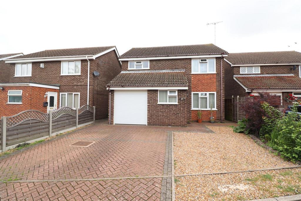 Saxon Way, Raunds NN9 4 bed detached house for sale - £310,000