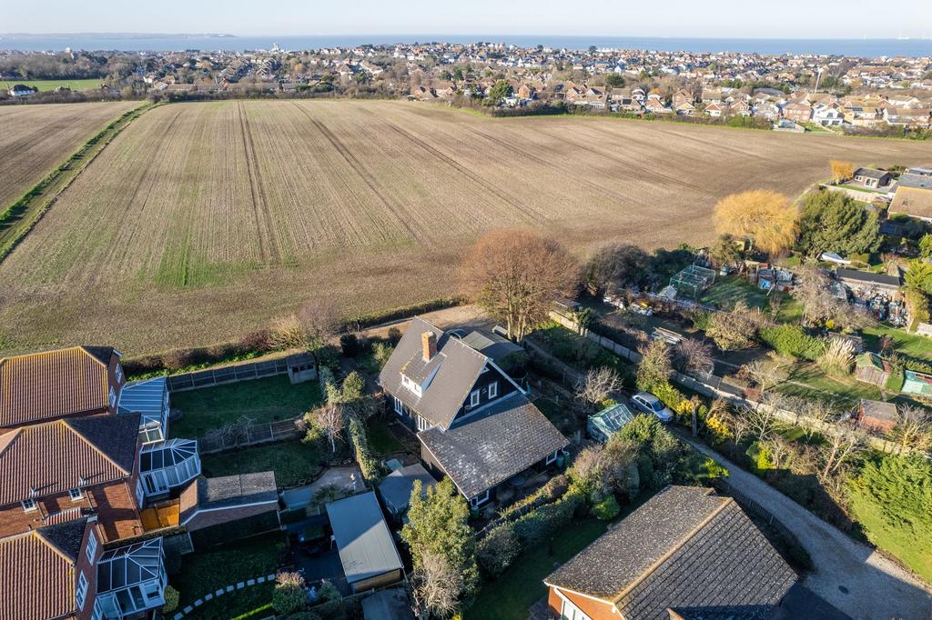 Grasmere Road, Whitstable, CT5 3 bed detached house for sale - £525,000