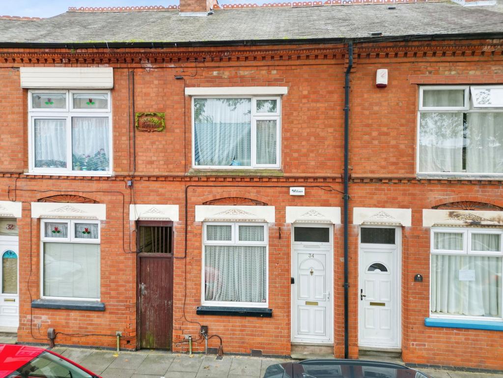Leicester LE3 3 bed terraced house - £200,000