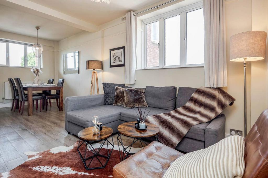 Keppel House, Chelsea, London, SW3 2 bed flat for sale - £880,000