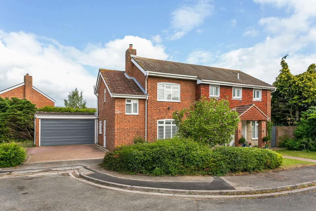 Maidenhead SL6 4 bed detached house - £895,000