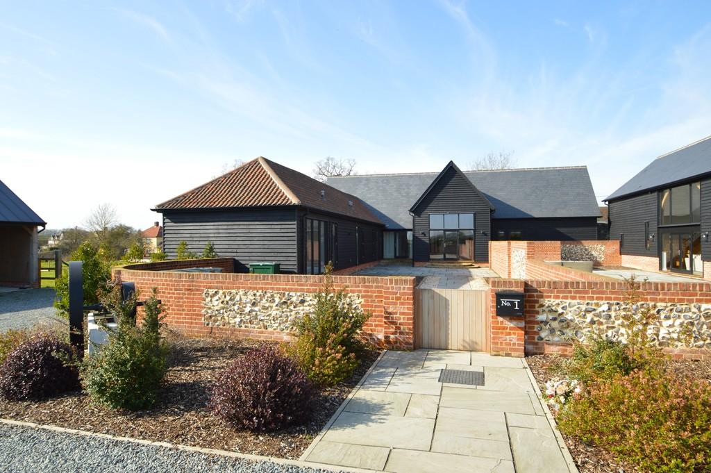 Unwin Close, Little Yeldham CO9 4 bed detached bungalow for sale - £850,000