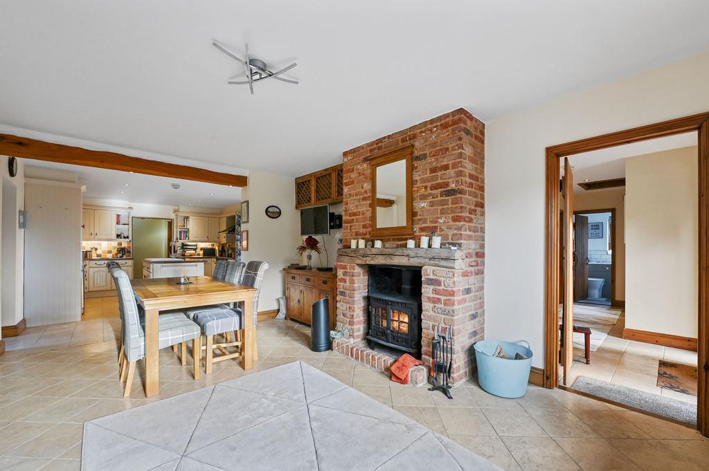 Lamb Lane, Halstead CO9 5 bed detached bungalow for sale - £799,995