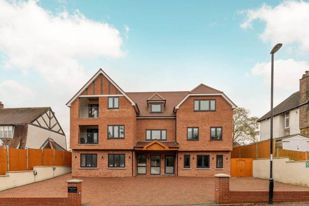 Allium House, Purley CR8 1 bed flat - £315,000