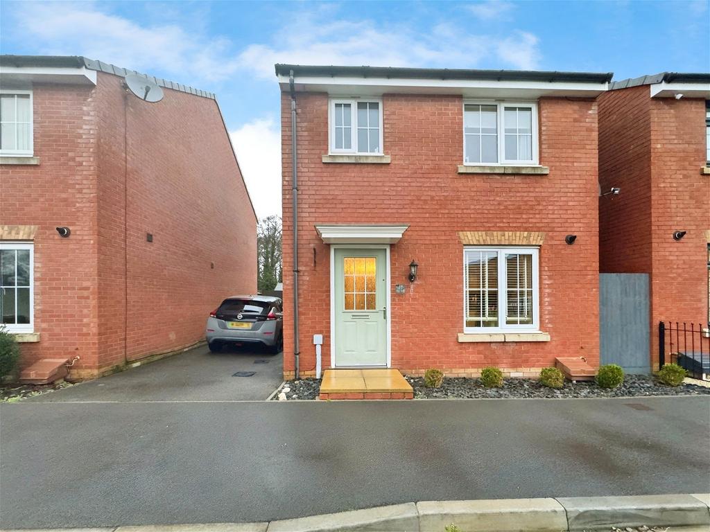 Waun Draw, Caerphilly, CF83 3SL 3 bed detached house for sale - £270,000