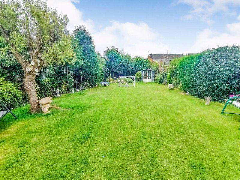 Tile Cross Road Birmingham B33 0LS 2 bed bungalow - £275,000