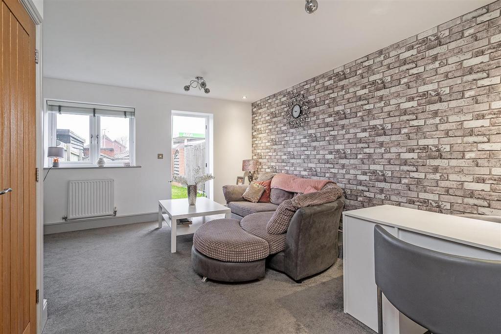 Trinity Way, Shirley, Solihull 3 bed townhouse - £325,000