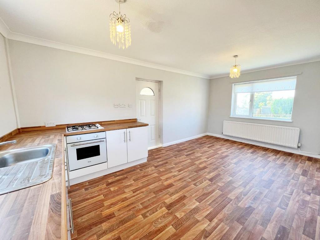 Dunelm Road, Trimdon Village 2 bed semi-detached house - £550 pcm (£127 pw)