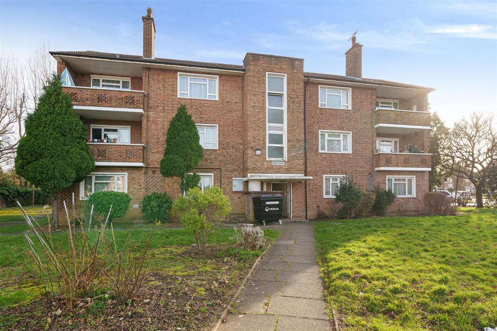 Gore Court, Fryent Way, London 2 bed flat - £284,950