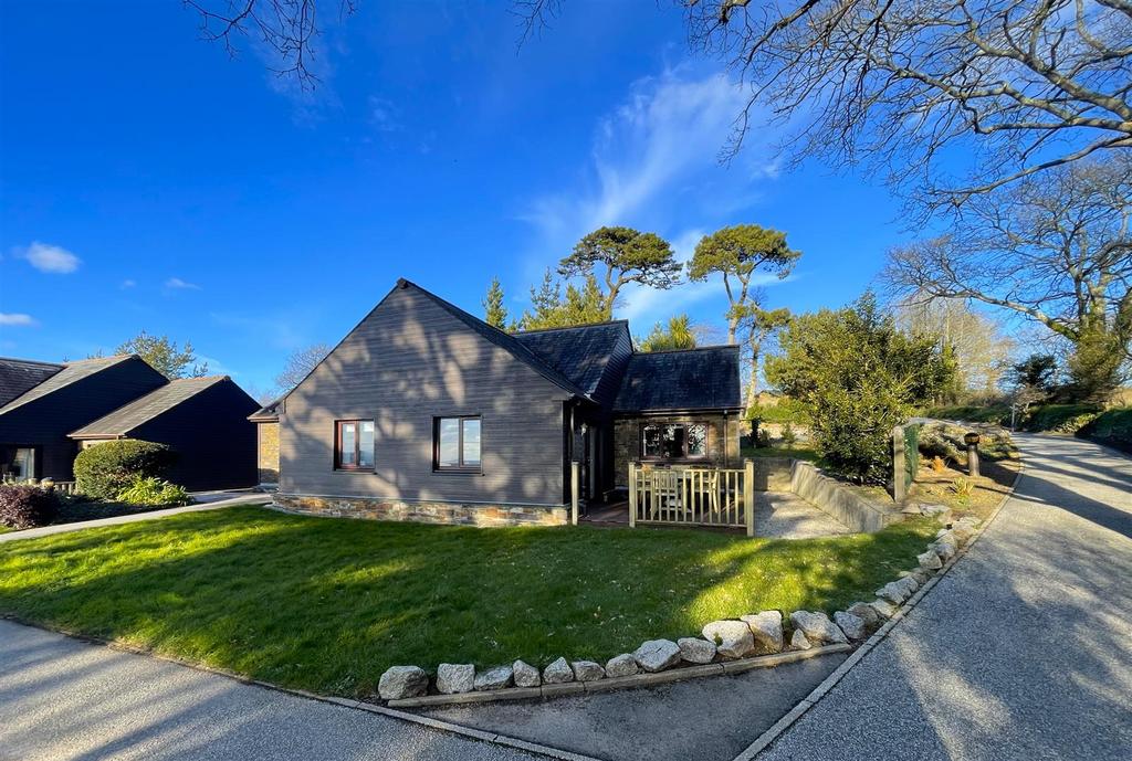 Trenython Manor, Tywardreath, Par 2 bed lodge - £220,000