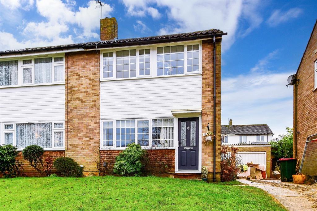 Filbert Crescent, Crawley, West Sussex 3 bed semi-detached house for ...