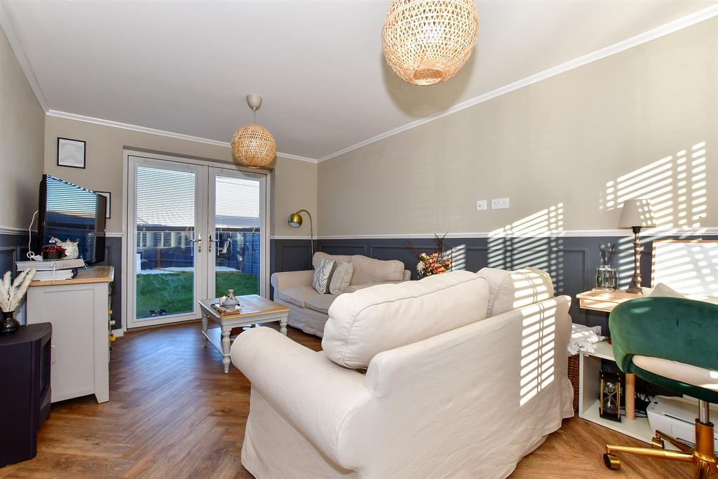 Criterion Green, Minster On Sea... 4 bed detached house - £400,000