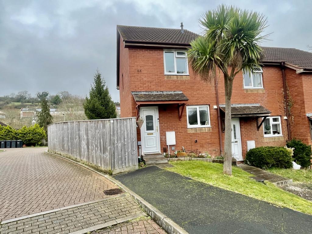Cornflower Hill, Exwick, EX4 2 bed end of terrace house - £220,000