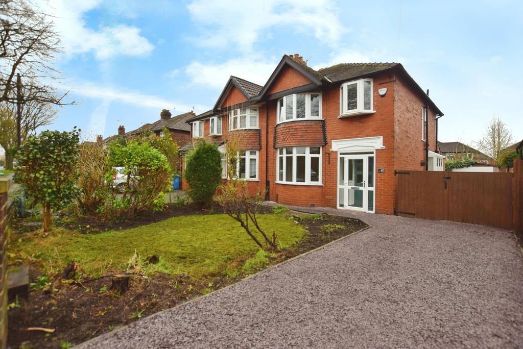 Eastway, Sale, Greater Manchester, M33 3 bed semi-detached house for ...