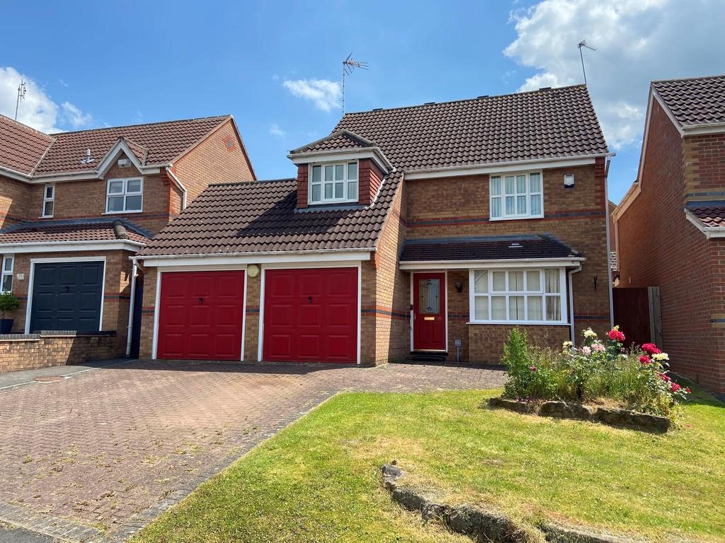 Robin Close, Uttoxeter 4 bed detached house for sale - £322,500
