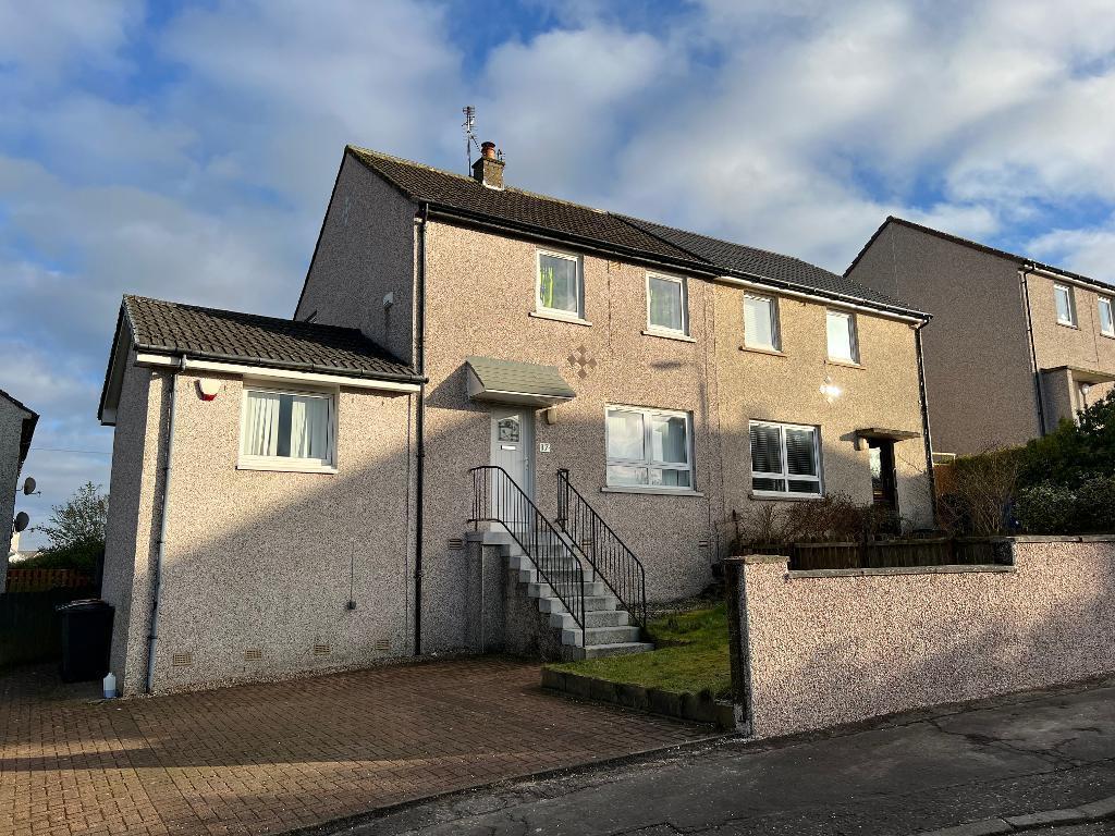 Bothlyn Avenue Kirkintilloch G66 3dx 3 Bed Semi Detached House For