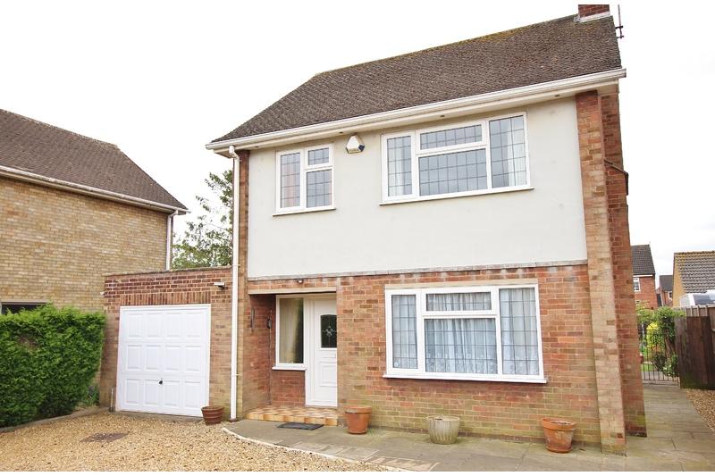 Eastrea Road, Peterborough PE7 3 bed detached house - £274,995