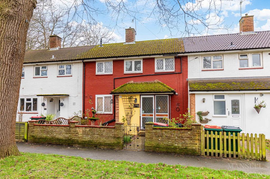 Crawley, Crawley RH10 3 bed terraced house - £350,000