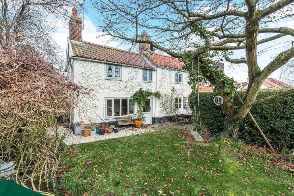 West Raynham 3 bed semi-detached house for sale - £395,000