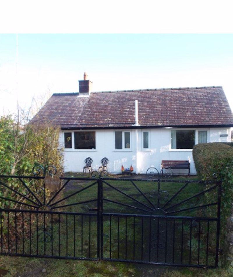 Rowen, Conwy 2 bed detached bungalow - £255,000