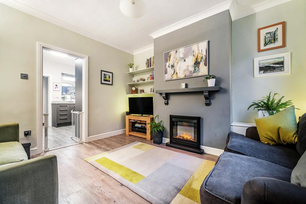 Orchard Street Nantwich Cw5 2 Bed Terraced House For Sale £170 000